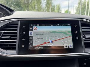 Белый Пежо 308 2015 в Таураге, объемом двигателя 1.56 л и пробегом 210 тыс. км за 7499 €, фото 21 на AUTOMOTO.COM.LV