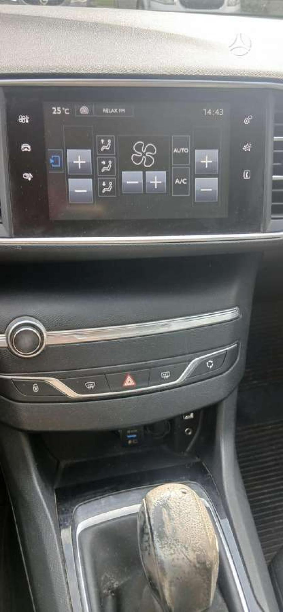Balts Peugeot 308 2015 Utena, ar dzinēja tilpumu 1.60 L un nobraukumu 285 tūkst. km par 3700 €, foto 5 vietnē AUTOMOTO.COM.LV