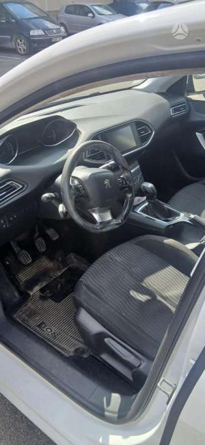 Balts Peugeot 308 2015 Utena, ar dzinēja tilpumu 1.60 L un nobraukumu 285 tūkst. km par 3700 €, foto 6 vietnē AUTOMOTO.COM.LV