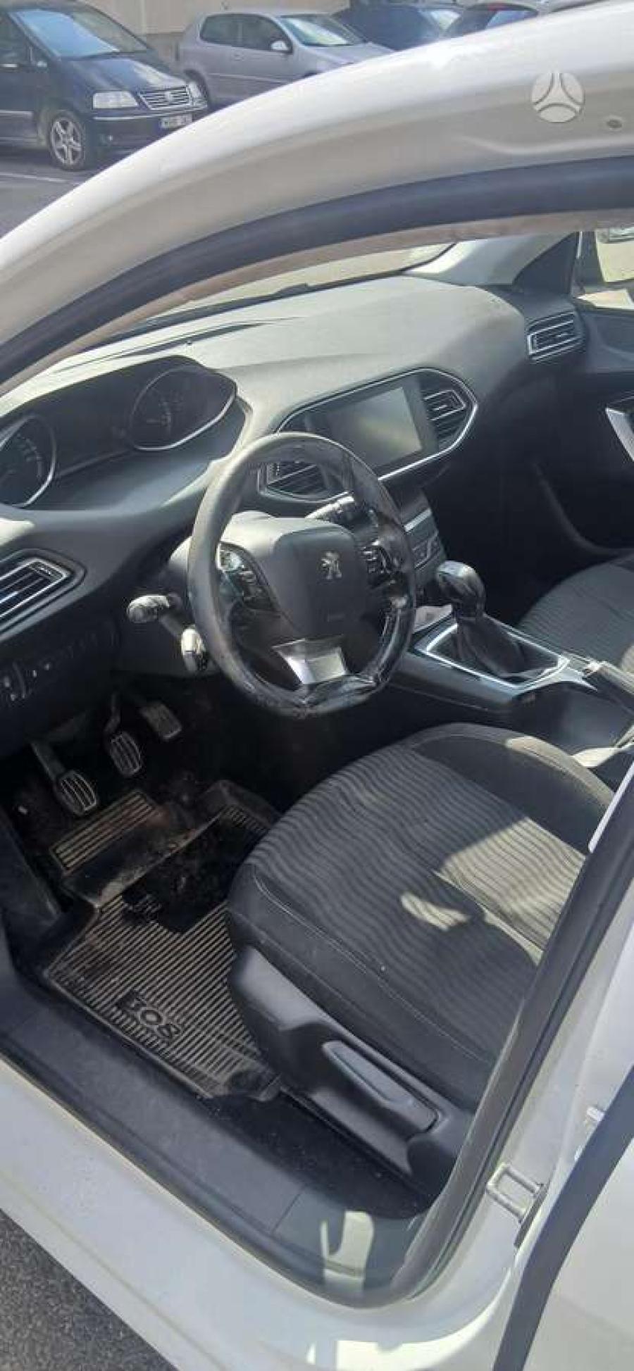 Balts Peugeot 308 2015 Utena, ar dzinēja tilpumu 1.60 L un nobraukumu 285 tūkst. km par 3700 €, foto 6 vietnē AUTOMOTO.COM.LV