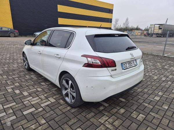 Balts Peugeot 308 2016 Tauragė, ar dzinēja tilpumu 2.00 L un nobraukumu 207 tūkst. km par 6900 €, foto 2 vietnē AUTOMOTO.COM.LV
