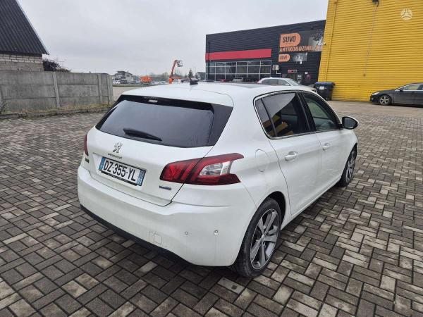 Balts Peugeot 308 2016 Tauragė, ar dzinēja tilpumu 2.00 L un nobraukumu 207 tūkst. km par 6900 €, foto 3 vietnē AUTOMOTO.COM.LV