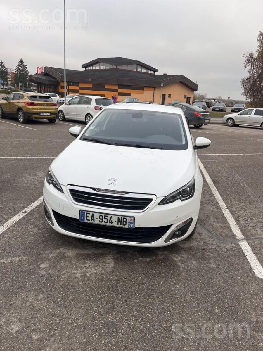 White Peugeot 308 2016 in Bauska, with an engine capacity of 1.20 L and mileage of 133 thousand km for 7000 €, photo 21 on AUTOMOTO.COM.LV