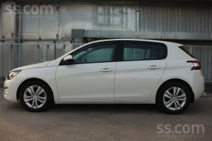 White Peugeot 308 2016 in Riga, with an engine capacity of 1.20 L and mileage of 0 thousand km for 9490 €, photo 4 on AUTOMOTO.COM.LV