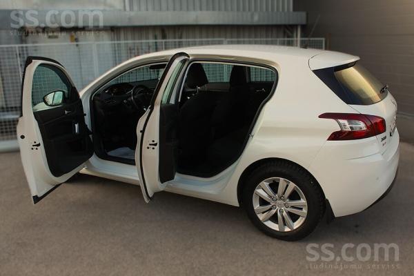 White Peugeot 308 2016 in Riga, with an engine capacity of 1.20 L and mileage of 0 thousand km for 9490 €, photo 9 on AUTOMOTO.COM.LV