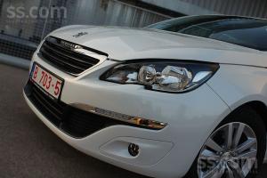 White Peugeot 308 2016 in Riga, with an engine capacity of 1.20 L and mileage of 0 thousand km for 9490 €, photo 12 on AUTOMOTO.COM.LV