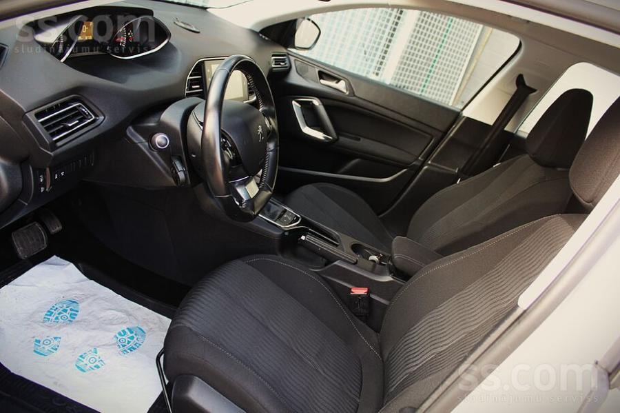 White Peugeot 308 2016 in Riga, with an engine capacity of 1.20 L and mileage of 0 thousand km for 9490 €, photo 17 on AUTOMOTO.COM.LV
