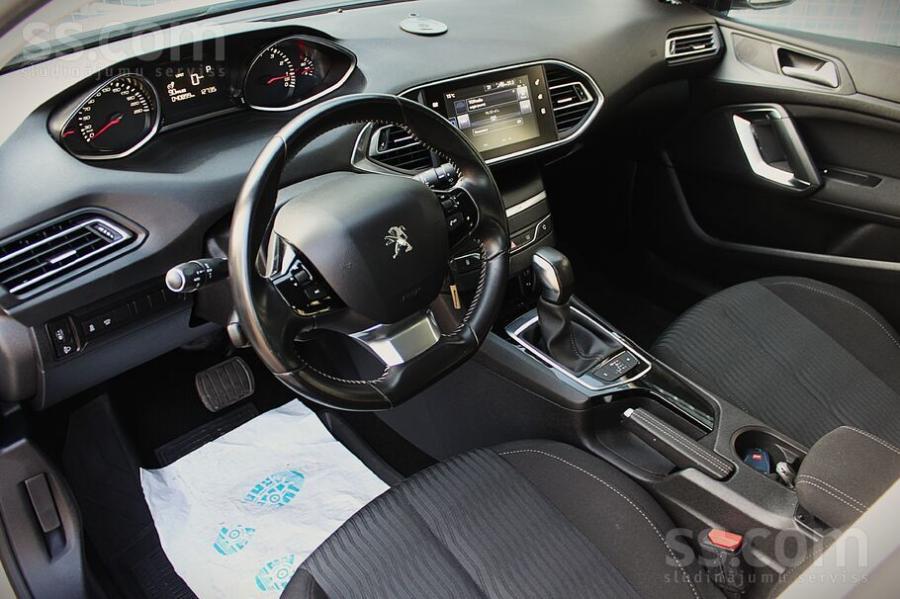 White Peugeot 308 2016 in Riga, with an engine capacity of 1.20 L and mileage of 0 thousand km for 9490 €, photo 22 on AUTOMOTO.COM.LV