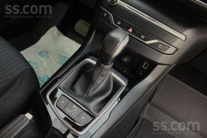 White Peugeot 308 2016 in Riga, with an engine capacity of 1.20 L and mileage of 0 thousand km for 9490 €, photo 27 on AUTOMOTO.COM.LV