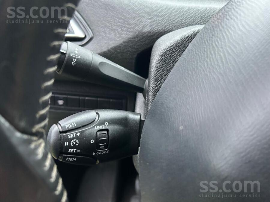 Белый Пежо 308 2016 в Рига, объемом двигателя 1.60 л и пробегом 160 тыс. км за 4950 €, фото 12 на AUTOMOTO.COM.LV
