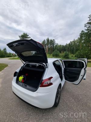 Balts Peugeot 308 2016 Rīga, ar dzinēja tilpumu 1.50 L un nobraukumu 169 tūkst. km par 4500 €, foto 8 vietnē AUTOMOTO.COM.LV