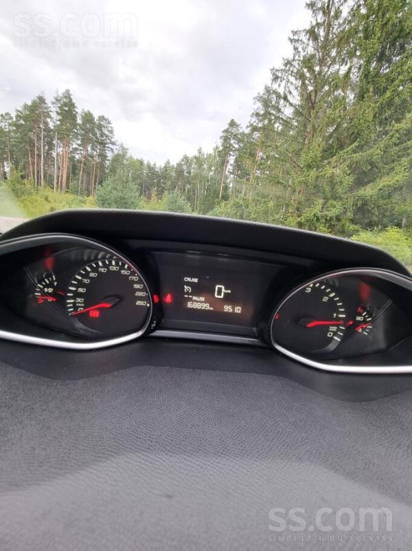 Balts Peugeot 308 2016 Rīga, ar dzinēja tilpumu 1.50 L un nobraukumu 169 tūkst. km par 4500 €, foto 10 vietnē AUTOMOTO.COM.LV