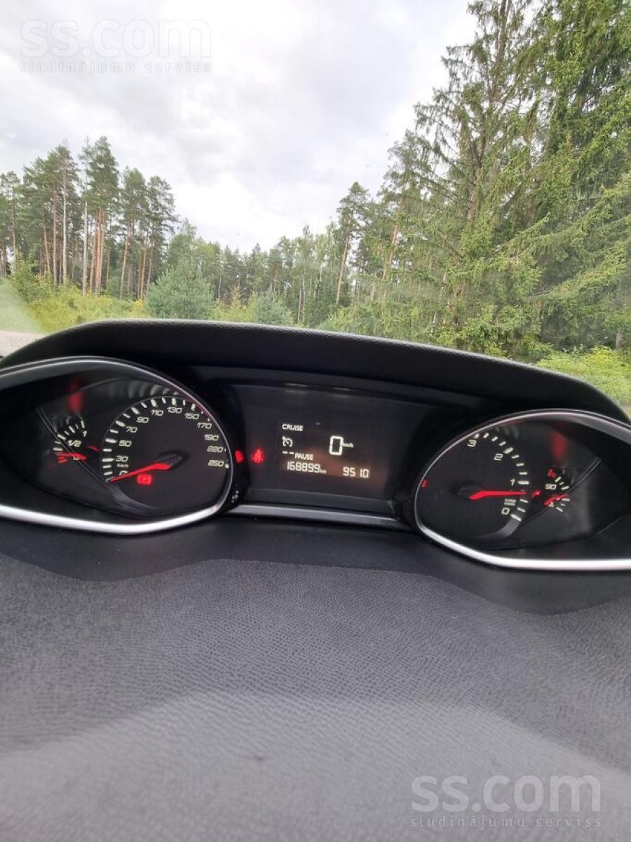 Balts Peugeot 308 2016 Rīga, ar dzinēja tilpumu 1.50 L un nobraukumu 169 tūkst. km par 4500 €, foto 11 vietnē AUTOMOTO.COM.LV