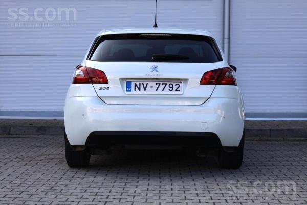 Balts Peugeot 308 2016 Rīga, ar dzinēja tilpumu 1.20 L un nobraukumu 123 tūkst. km par 6495 €, foto 5 vietnē AUTOMOTO.COM.LV