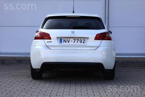 Balts Peugeot 308 2016 Rīga, ar dzinēja tilpumu 1.20 L un nobraukumu 123 tūkst. km par 6495 €, foto 6 vietnē AUTOMOTO.COM.LV