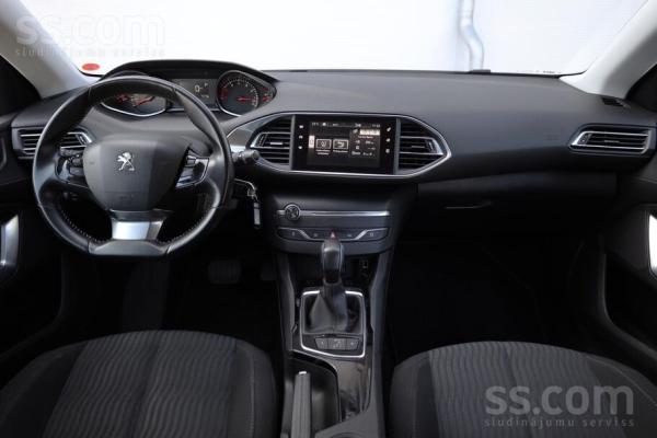 Balts Peugeot 308 2016 Rīga, ar dzinēja tilpumu 1.20 L un nobraukumu 123 tūkst. km par 6495 €, foto 7 vietnē AUTOMOTO.COM.LV