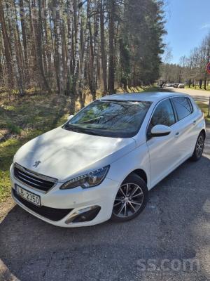 White Peugeot 308 2017 in Jelgava, with an engine capacity of 1.20 L and mileage of 116 thousand km for 6200 €, photo  on AUTOMOTO.COM.LV