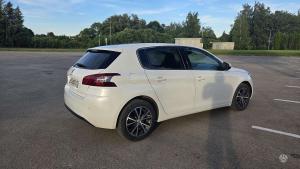 White Peugeot 308 2017 in Taurage, with an engine capacity of 1.56 L and mileage of 230 thousand km for 6800 €, photo 6 on AUTOMOTO.COM.LV