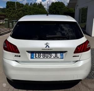 Balts Peugeot 308 2017 Kauņa, ar dzinēja tilpumu 2.00 L un nobraukumu 166 tūkst. km par 6999 €, foto 12 vietnē AUTOMOTO.COM.LV