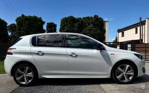 Balts Peugeot 308 2017 Kauņa, ar dzinēja tilpumu 2.00 L un nobraukumu 166 tūkst. km par 6999 €, foto 14 vietnē AUTOMOTO.COM.LV