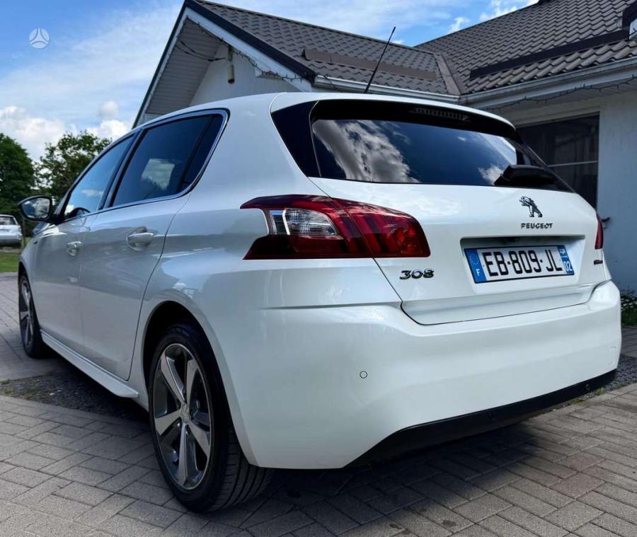Balts Peugeot 308 2017 Kauņa, ar dzinēja tilpumu 2.00 L un nobraukumu 166 tūkst. km par 6999 €, foto 22 vietnē AUTOMOTO.COM.LV