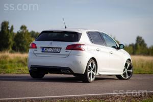 Balts Peugeot 308 2017 Bauska, ar dzinēja tilpumu 2.00 L un nobraukumu 248 tūkst. km par 8490 €, foto 4 vietnē AUTOMOTO.COM.LV