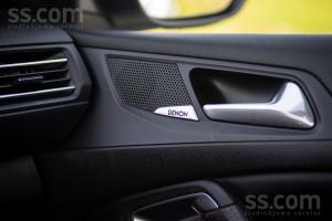 Balts Peugeot 308 2017 Bauska, ar dzinēja tilpumu 2.00 L un nobraukumu 248 tūkst. km par 8490 €, foto 9 vietnē AUTOMOTO.COM.LV