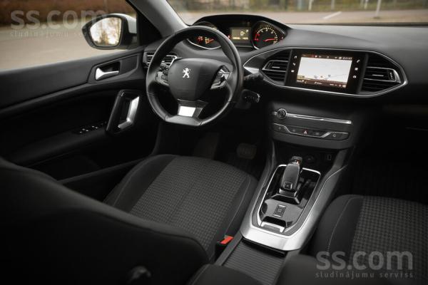 Balts Peugeot 308 2018 Jelgava, ar dzinēja tilpumu 1.50 L un nobraukumu 208 tūkst. km par 8490 €, foto 8 vietnē AUTOMOTO.COM.LV