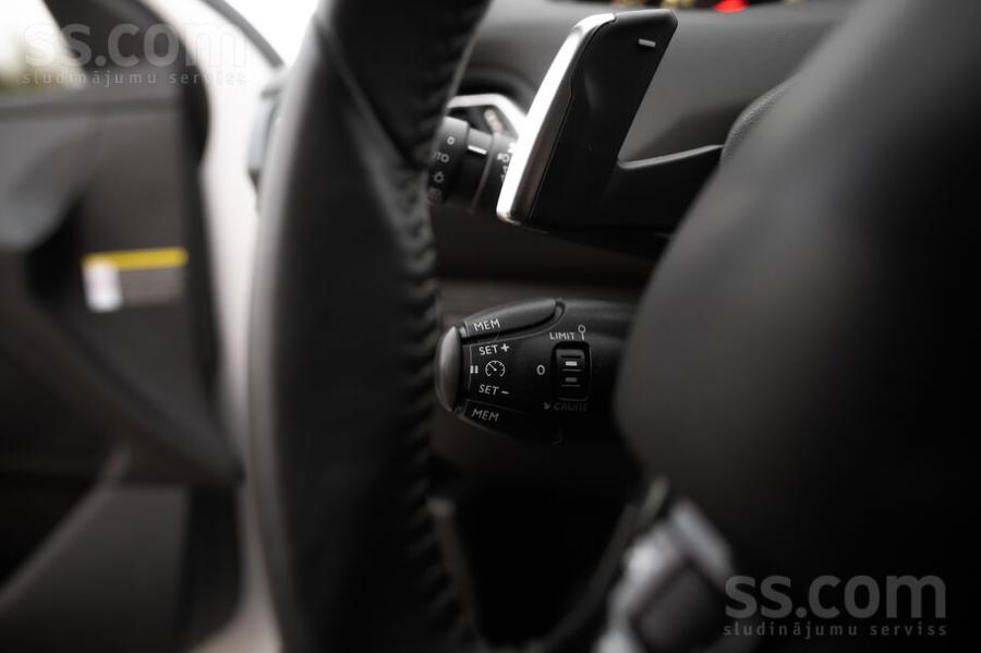 Balts Peugeot 308 2018 Jelgava, ar dzinēja tilpumu 1.50 L un nobraukumu 208 tūkst. km par 8490 €, foto 15 vietnē AUTOMOTO.COM.LV