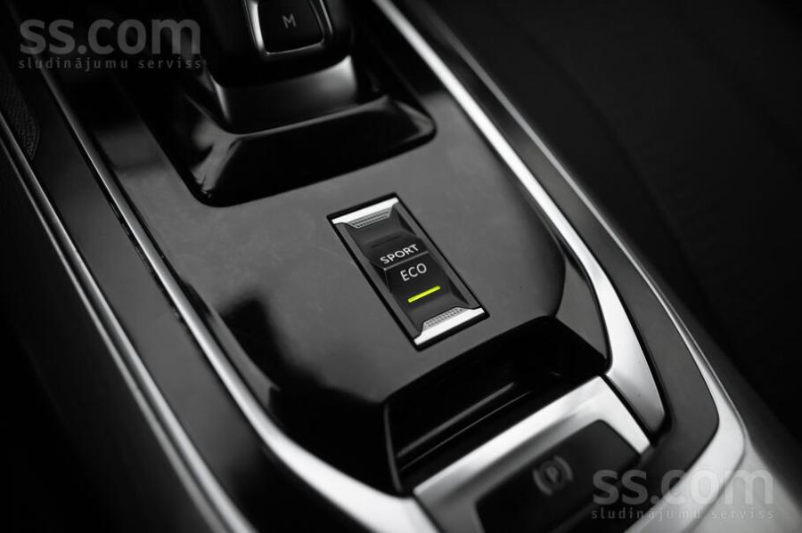 Balts Peugeot 308 2018 Jelgava, ar dzinēja tilpumu 1.50 L un nobraukumu 208 tūkst. km par 8490 €, foto 17 vietnē AUTOMOTO.COM.LV