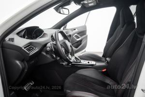 White Peugeot 308 2018 in Tallinn, with an engine capacity of 1.60 L and mileage of 104 thousand km for 12999 €, photo 8 on AUTOMOTO.COM.LV