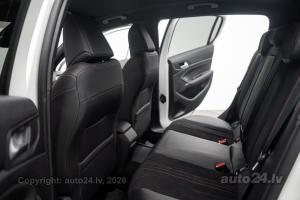 White Peugeot 308 2018 in Tallinn, with an engine capacity of 1.60 L and mileage of 104 thousand km for 12999 €, photo 9 on AUTOMOTO.COM.LV