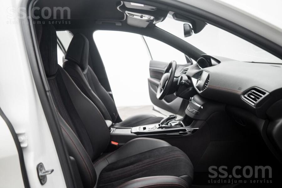 White Peugeot 308 2018 in Tallinn, with an engine capacity of 1.60 L and mileage of 104 thousand km for 12999 €, photo 11 on AUTOMOTO.COM.LV