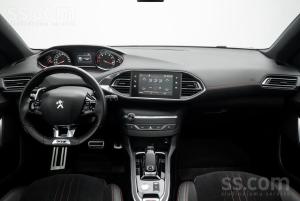 White Peugeot 308 2018 in Tallinn, with an engine capacity of 1.60 L and mileage of 104 thousand km for 12999 €, photo 13 on AUTOMOTO.COM.LV