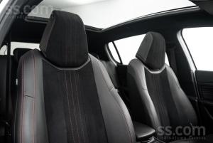 White Peugeot 308 2018 in Tallinn, with an engine capacity of 1.60 L and mileage of 104 thousand km for 12999 €, photo 14 on AUTOMOTO.COM.LV