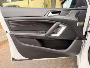 Balts Peugeot 308 2018 Tauragė, ar dzinēja tilpumu 2.00 L un nobraukumu 167 tūkst. km par 12900 €, foto 23 vietnē AUTOMOTO.COM.LV