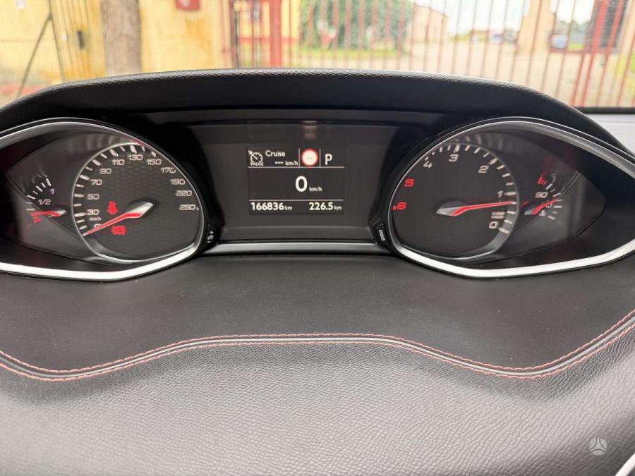 Balts Peugeot 308 2018 Tauragė, ar dzinēja tilpumu 2.00 L un nobraukumu 167 tūkst. km par 12900 €, foto 29 vietnē AUTOMOTO.COM.LV