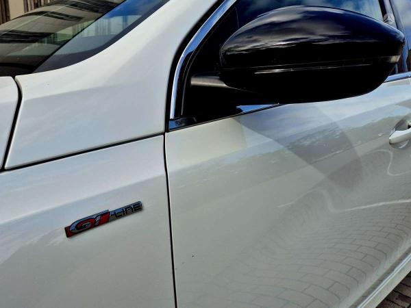 Balts Peugeot 308 2018 Tauragė, ar dzinēja tilpumu 1.20 L un nobraukumu 93 tūkst. km par 6900 €, foto 9 vietnē AUTOMOTO.COM.LV