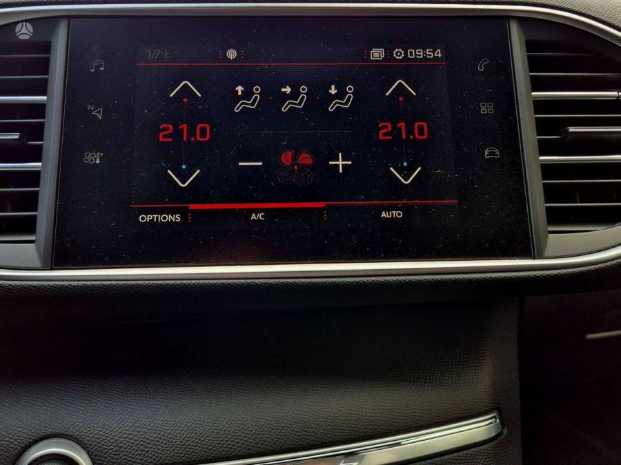 Balts Peugeot 308 2018 Klaipėda, ar dzinēja tilpumu 1.20 L un nobraukumu 93 tūkst. km par 6900 €, foto 23 vietnē AUTOMOTO.COM.LV