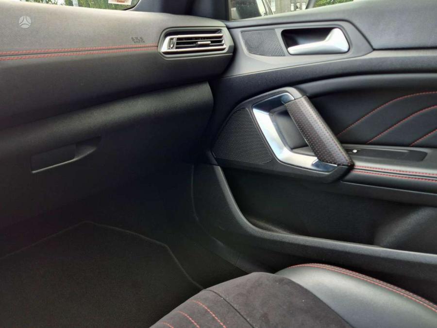Balts Peugeot 308 2018 Klaipėda, ar dzinēja tilpumu 1.20 L un nobraukumu 93 tūkst. km par 6900 €, foto 27 vietnē AUTOMOTO.COM.LV
