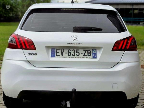 Balts Peugeot 308 2018 Klaipėda, ar dzinēja tilpumu 1.56 L un nobraukumu 185 tūkst. km par 4990 €, foto 6 vietnē AUTOMOTO.COM.LV
