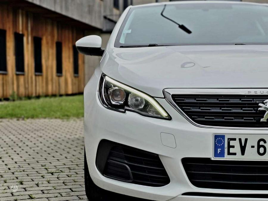White Peugeot 308 2018 in Klaipeda, with an engine capacity of 1.56 L and mileage of 185 thousand km for 4990 €, photo 10 on AUTOMOTO.COM.LV