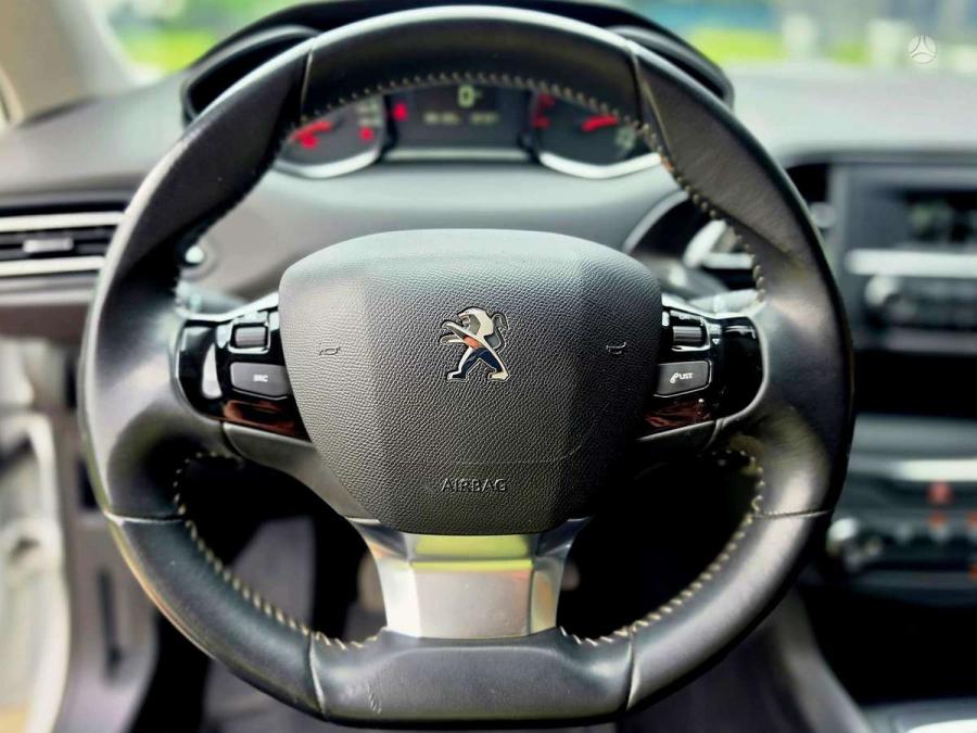 White Peugeot 308 2018 in Klaipeda, with an engine capacity of 1.56 L and mileage of 185 thousand km for 4990 €, photo 19 on AUTOMOTO.COM.LV