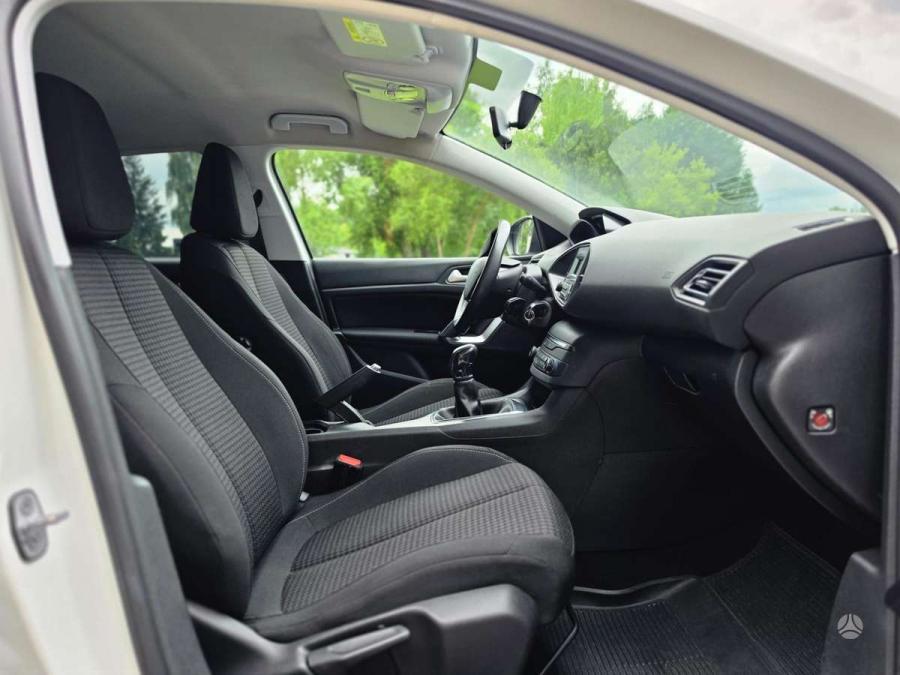 White Peugeot 308 2018 in Klaipeda, with an engine capacity of 1.56 L and mileage of 185 thousand km for 4990 €, photo 22 on AUTOMOTO.COM.LV