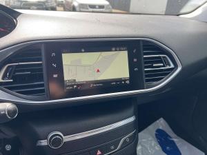 Белый Пежо 308 2018 в Таураге, объемом двигателя 1.50 л и пробегом 233 тыс. км за 5400 €, фото 4 на AUTOMOTO.COM.LV