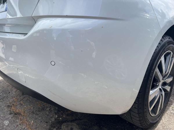 Balts Peugeot 308 2018 Tauragė, ar dzinēja tilpumu 1.50 L un nobraukumu 233 tūkst. km par 5400 €, foto 7 vietnē AUTOMOTO.COM.LV