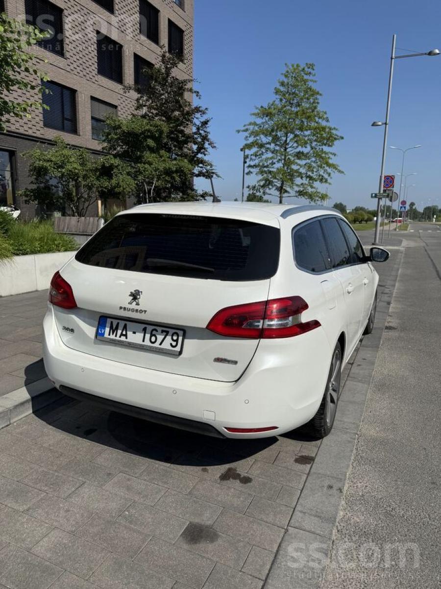 White Peugeot 308 2019 in Riga, with an engine capacity of 1.20 L and mileage of 145 thousand km for 8100 €, photo 3 on AUTOMOTO.COM.LV