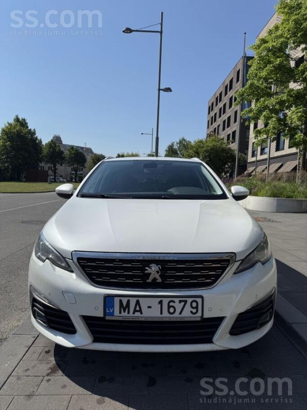 Balts Peugeot 308 2019 Rīga, ar dzinēja tilpumu 1.20 L un nobraukumu 145 tūkst. km par 8100 €, foto 6 vietnē AUTOMOTO.COM.LV