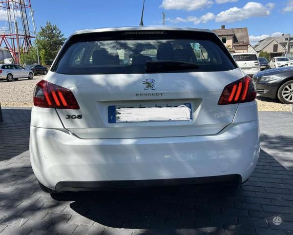 White Peugeot 308 2019 in Taurage, with an engine capacity of 1.50 L and mileage of 207 thousand km for 6600 €, photo 8 on AUTOMOTO.COM.LV