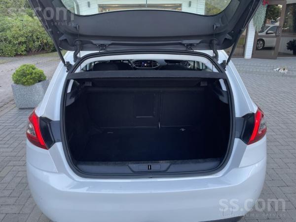 Balts Peugeot 308 2019 Talsi, ar dzinēja tilpumu 1.60 L un nobraukumu 247 tūkst. km par 5100 €, foto 7 vietnē AUTOMOTO.COM.LV